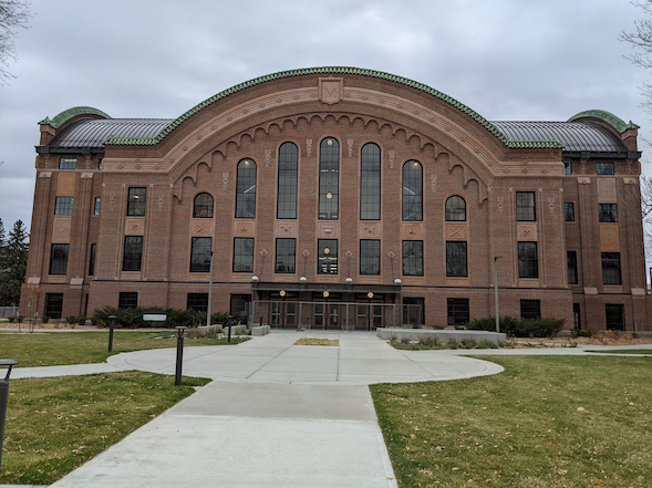 Secondary windows help lead the way to LEED certification - BetterBricks